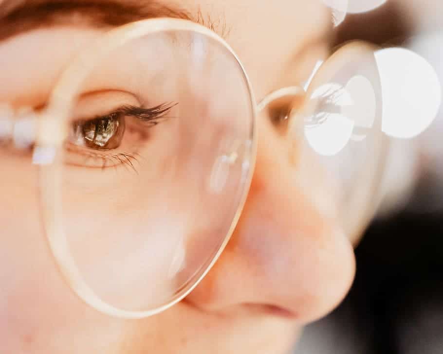 Protecting Your Eyes During Work and Play – Hawaiian Eye Center Protecting Your Eyes During Work and Play – Hawaiian Eye Center